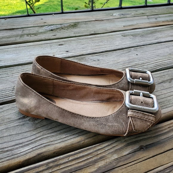 Fossil | Shoes | Fossil Slip On Flats | Poshmark
